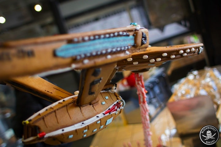 Elaborate Starship Enterprise Sweetly Crafted from Gingerbread | My ...