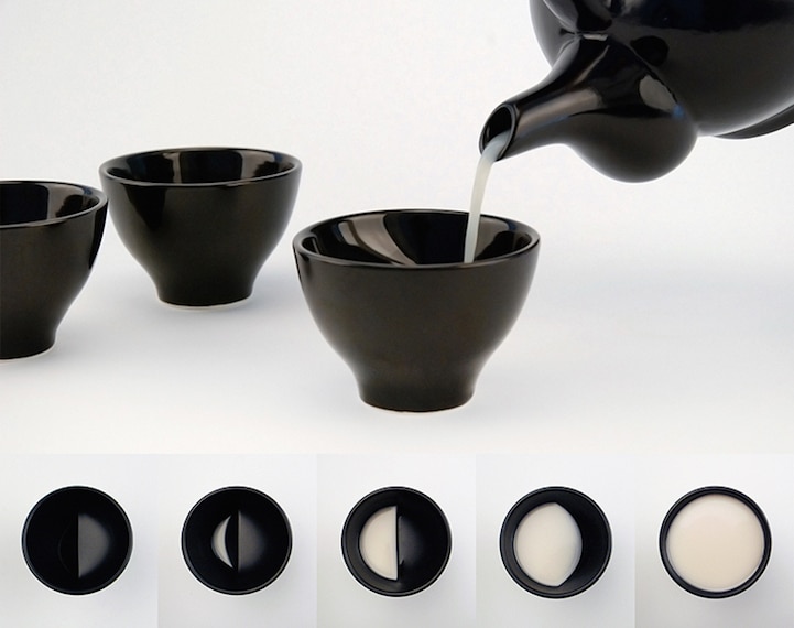 Ceramic Glasses Reveal the Different Phases of the Moon as You Drink