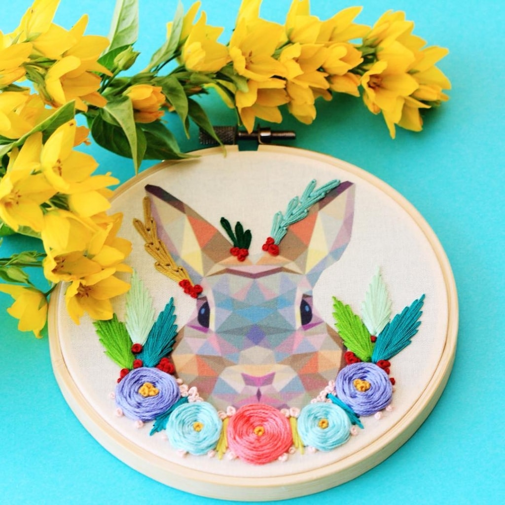 20 Nature-Inspired Embroidery to Melt Away the Winter Blues | My Modern Met