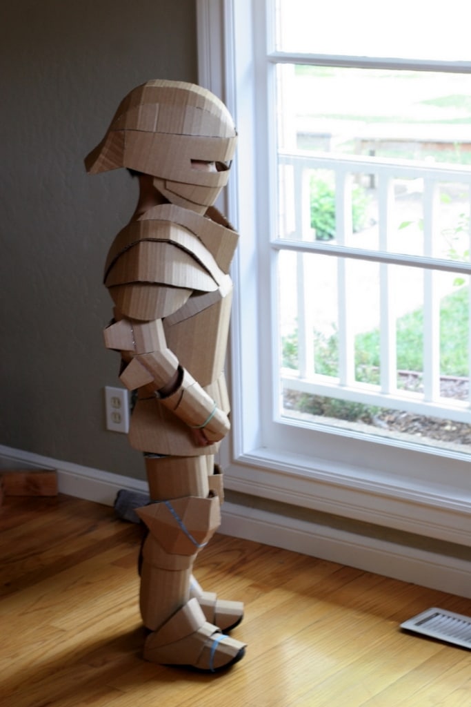 DIY Shows How to Make Your Kid a Cardboard Knight in Armor | My Modern Met
