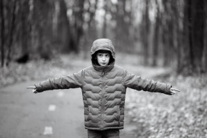 Mom Takes Touching Photos of Her Son with Autism as He Experiences the ...