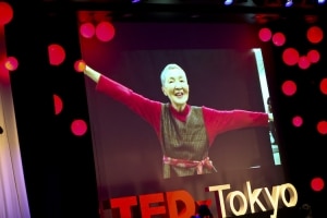 81-Year-Old Programmer Creates Hinadan App to Prepare for Hinamatsuri