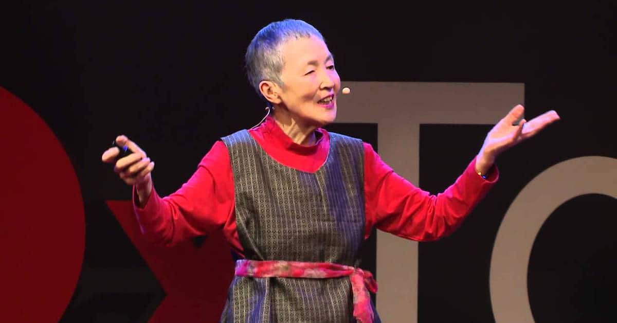 81-Year-Old Programmer Creates Hinadan App to Prepare for Hinamatsuri