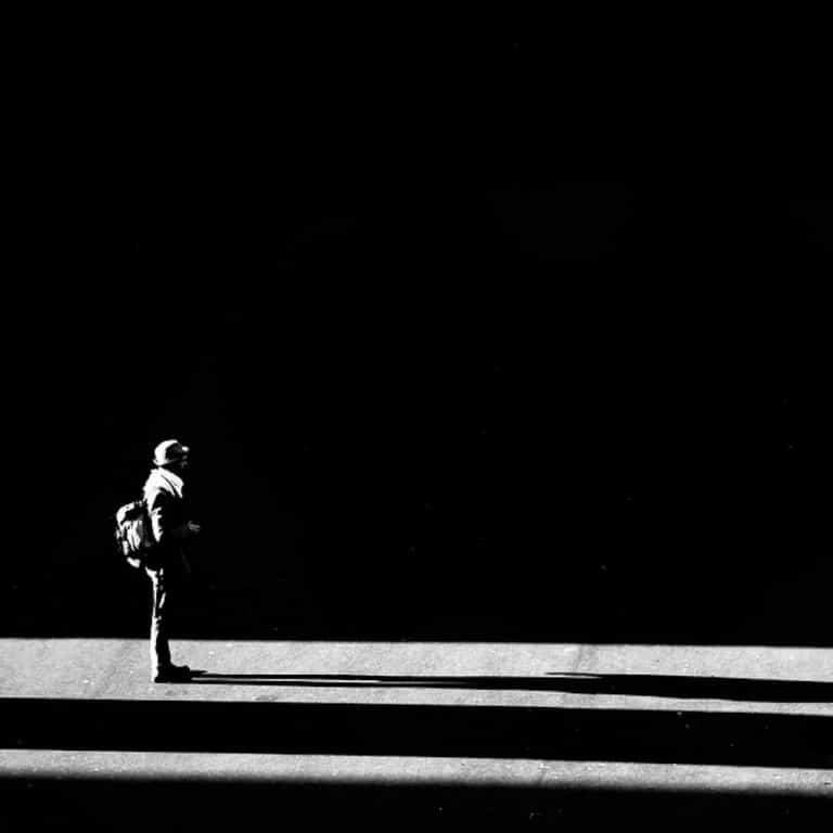 Shadow Photography How-To Explains Ways to Capture Light in Photos