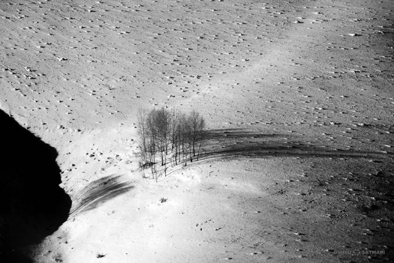 Shadow Photography How-To Explains Ways to Capture Light in Photos