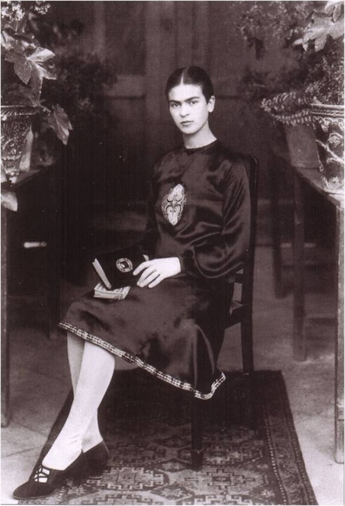 Rare Frida Kahlo Photos Show Frida Kahlo in the 1920s