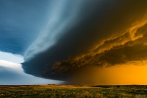6 Years of Storm Photography Turned into a Mesmerizing Time Lapse Film