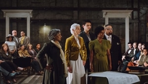 New Photo Reveals Descendants of the Founding Fathers 241 Years Later