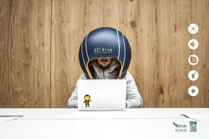 Helmfon is an Isolation Helmet That Lets You Stay Plugged In
