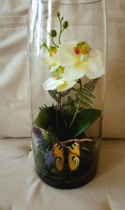 Terrarium Lamp Base Turns Ordinary Lighting Into Fantastical Scenes