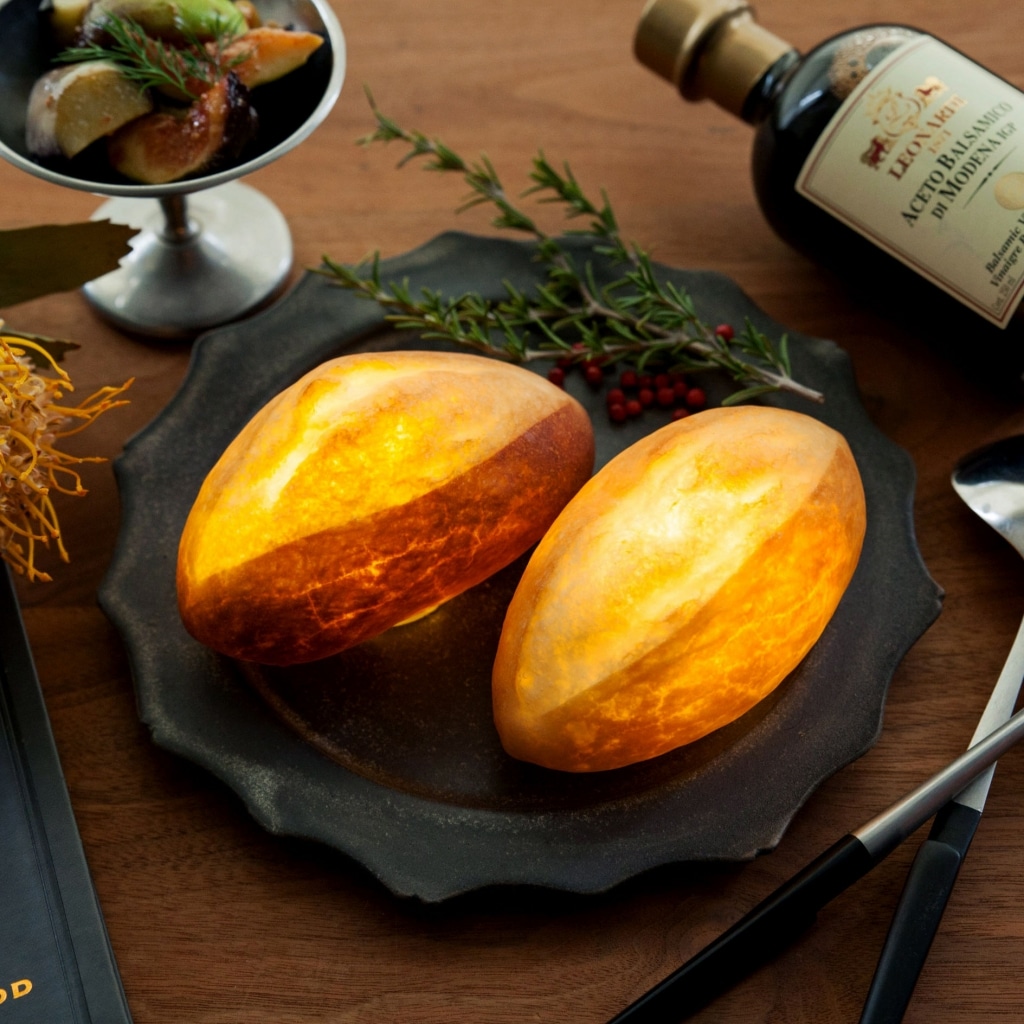 Artist Turns Real Loaves of Bread into Illuminating Lamps | My Modern Met