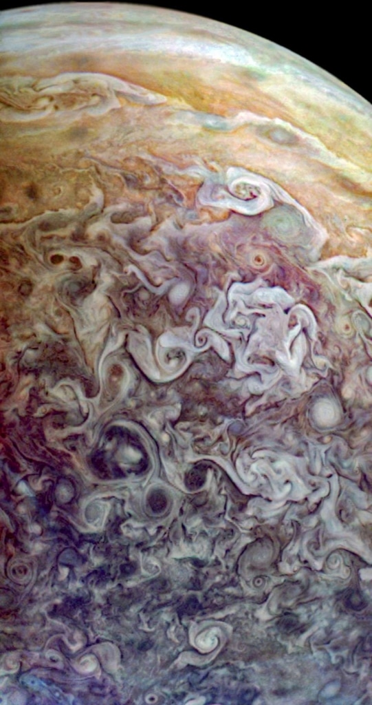 NASA Captures Amazing Photos of Jupiter After Successfully Completing ...