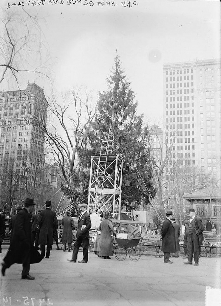 Christmas in New York at the Turn of the Century in 25+ Vintage Images