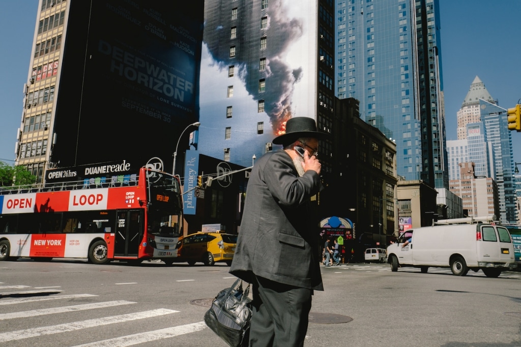 Modern Street Photography That Plays on Life's Coincidences