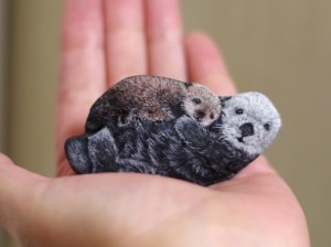 Stone Paintings Transform Rocks into Adorable Animals