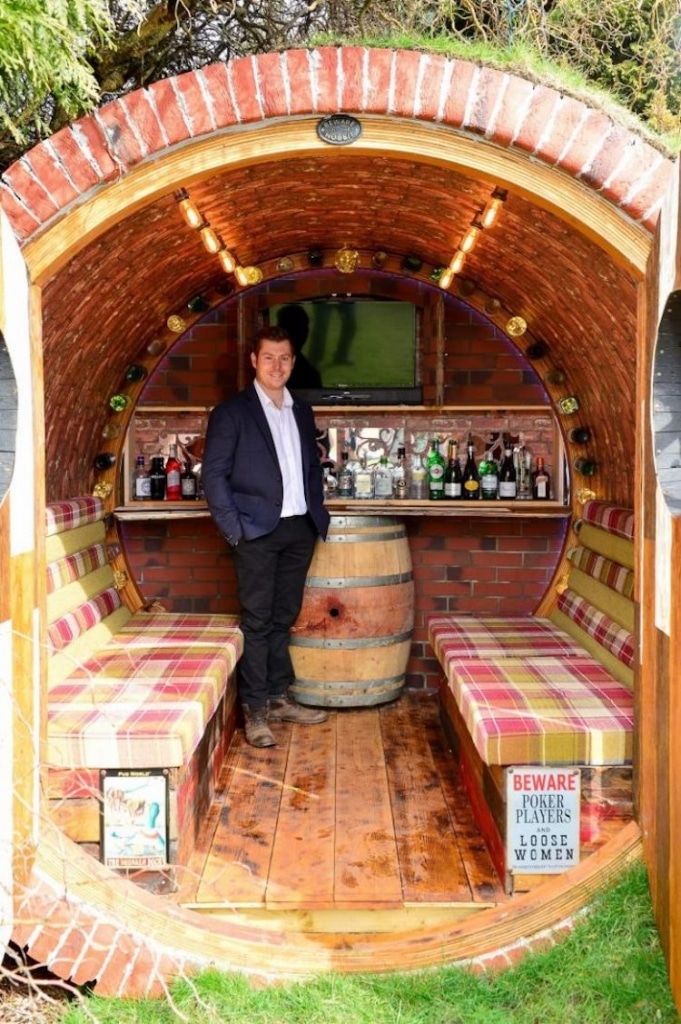 Firefighter Is Building Sustainable Hobbit Houses for People Around the ...