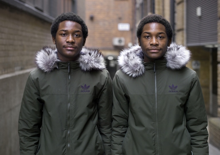 Portraits of Identical Twins Reveal Their Similarities and Differences ...