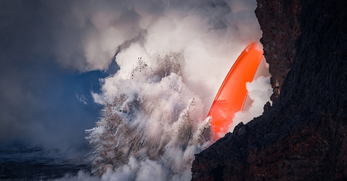 Photographer Captures Intense Beauty of Volcano in Hawaii Photography