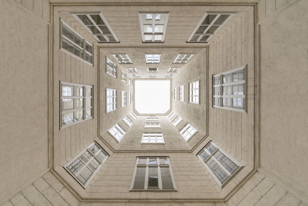 Photographer Captures the Hypnotic Symmetry of Vienna’s Architecture ...
