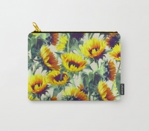25 Floral Accessories to Celebrate Spring in Style