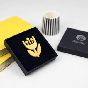 25 Floral Accessories to Celebrate Spring in Style