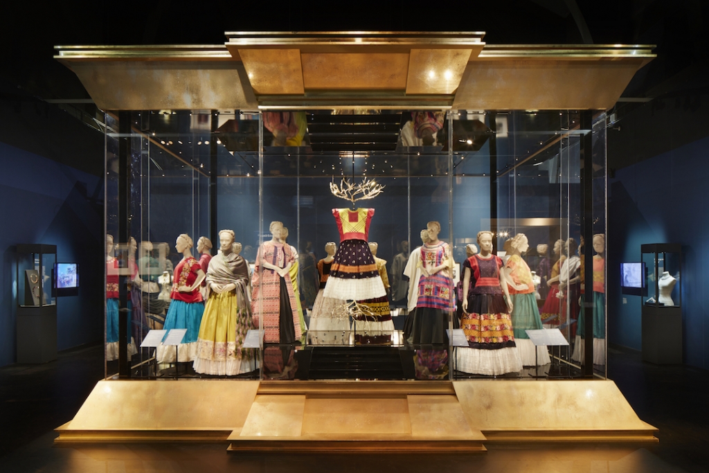 Frida Kahlo Exhibit Puts 200 of the Iconic Artist’s Possessions on ...
