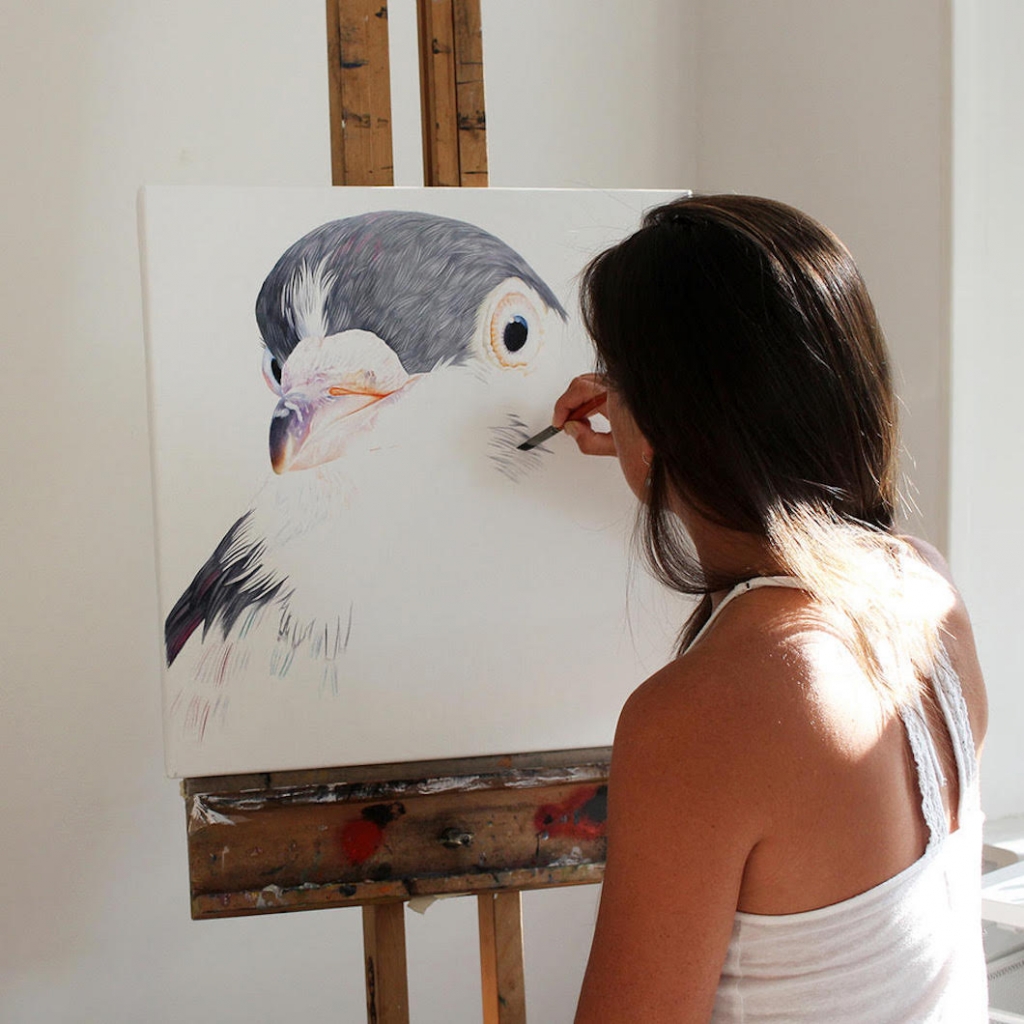 Massive Paintings of Pigeons Reveal the Street Birds’ Unexpected Beauty ...