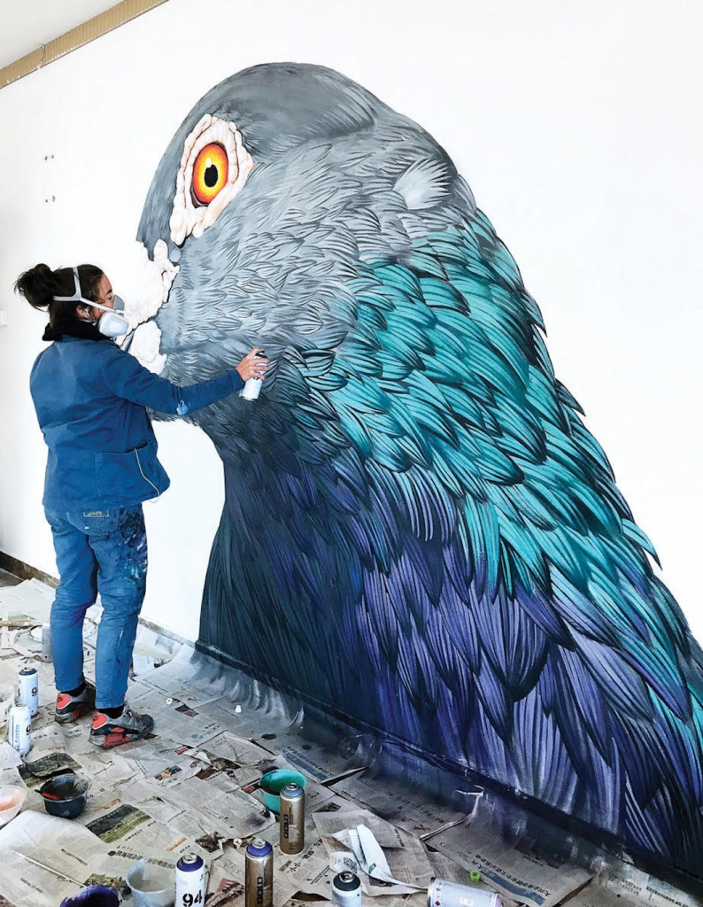Massive Paintings of Pigeons Reveal the Street Birds’ Unexpected Beauty ...