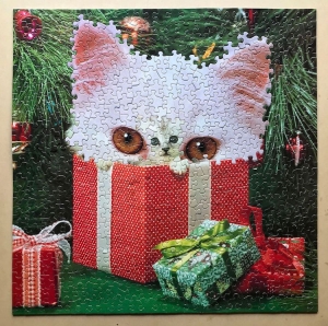 Tim Klein crée des oeuvres surréalistes en mélangeant des puzzles