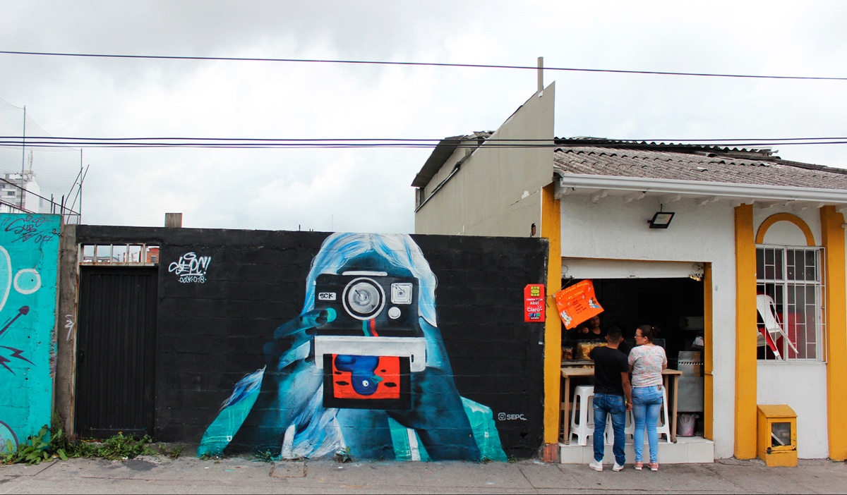 Graffiti Artist Uses Inverted Colors to Create "Negative" Murals