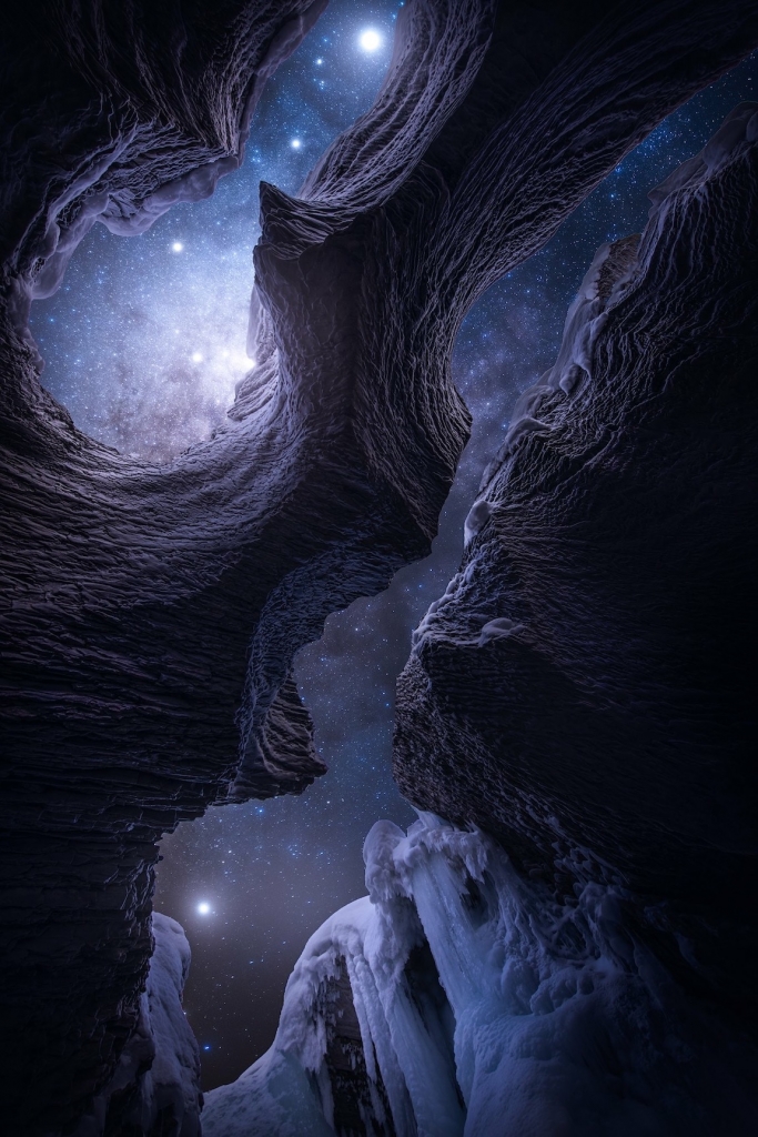 Dreamy Landscapes at Night Inspired by Space, Stars, and Video Games ...