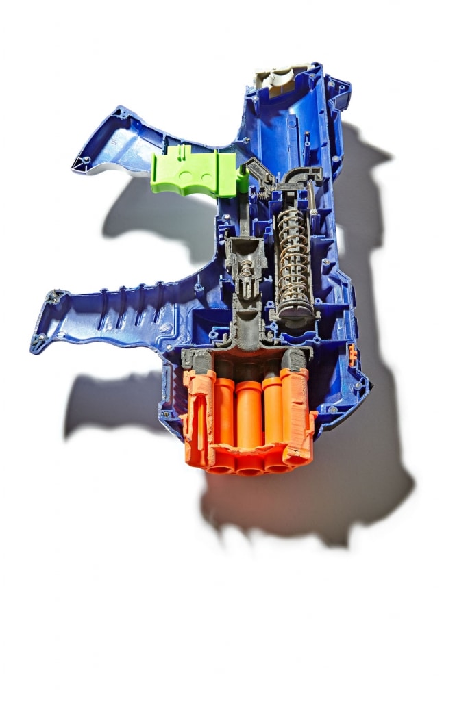 Fascinating Photos Reveal the Inner Workings of Everyday Objects