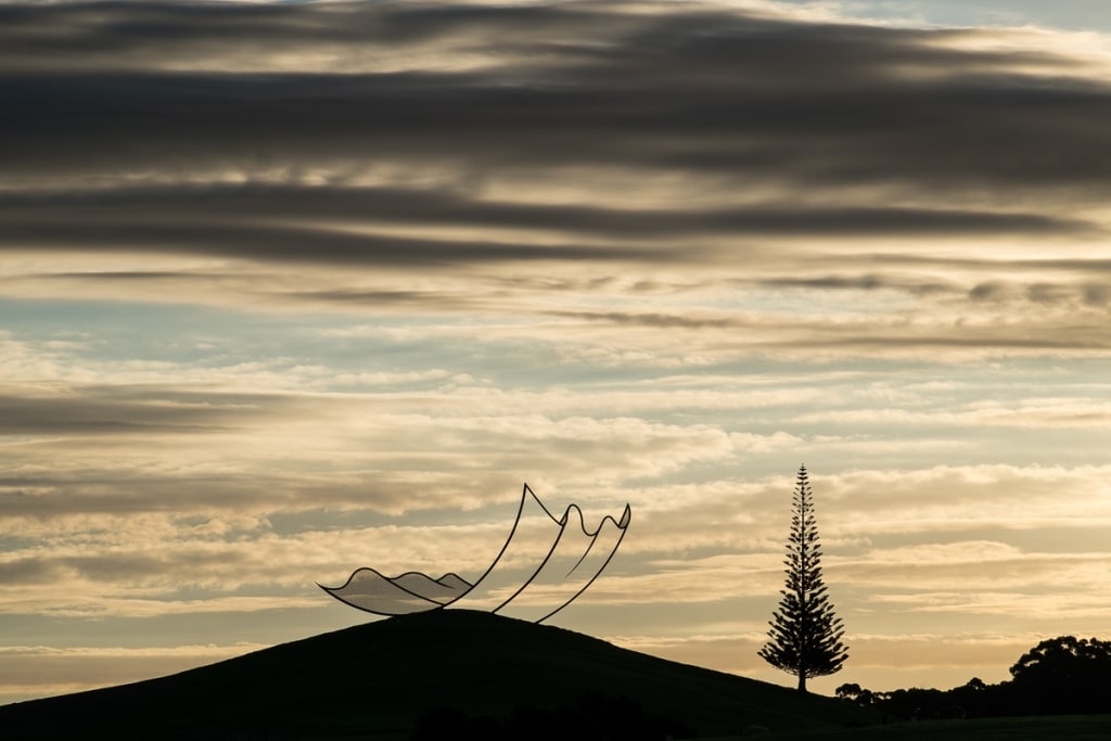 Neil Dawson Reflects on His Career and Public Sculpture