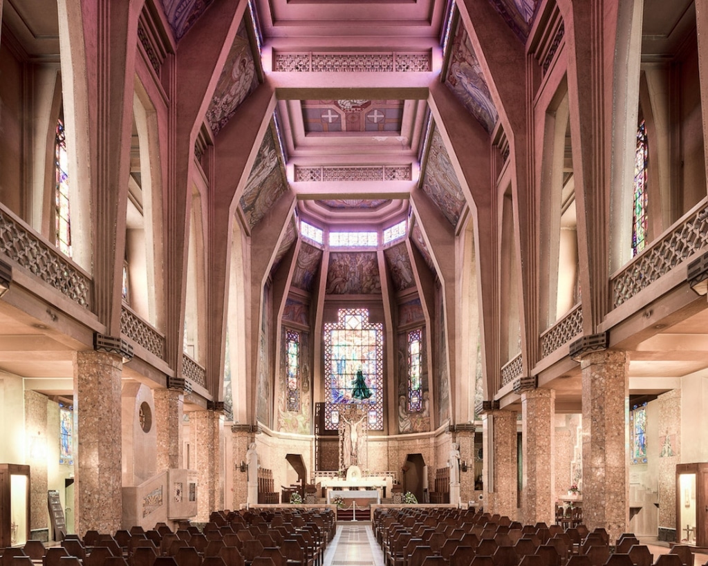 Sacred Spaces: Un vistazo a las iglesias modernas del mundo