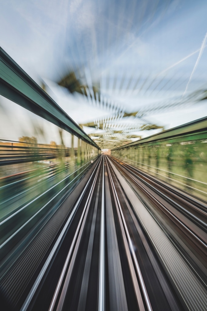"Light Railings", el proyecto de fotografía abstracta de Tobi Shinobi