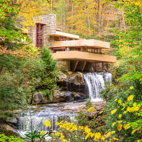 LEGO Architecture Replica of Herzog & de Meuron's Elbphilharmonie