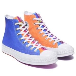 White Converse Sneakers Change Color When Exposed to Sunlight