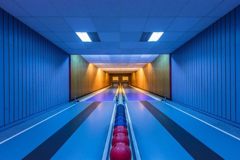 Photographer Captures the Charm of Germany's Vintage Bowling Alleys