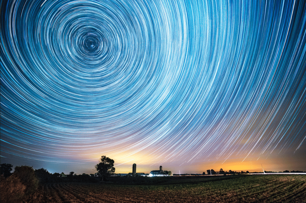 Spectacular Smeared Sky Photos Are Impressionist “Paintings” for the ...