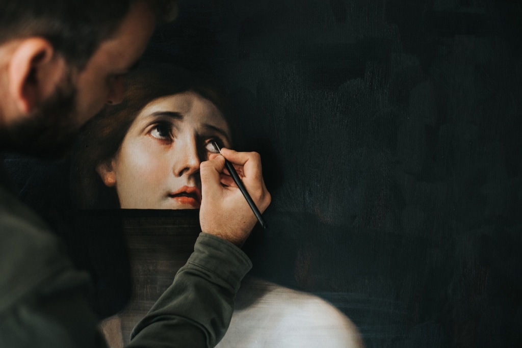 El artista Ted Pim crea inquietantes pinturas de inspiración barroca