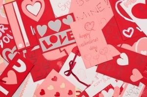 How to Make Your Own Valentine's Day Card (Including 10 Tips)