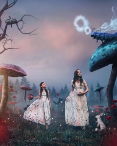 Photographer Gets Husband and Kids Involved Magical Family Photos