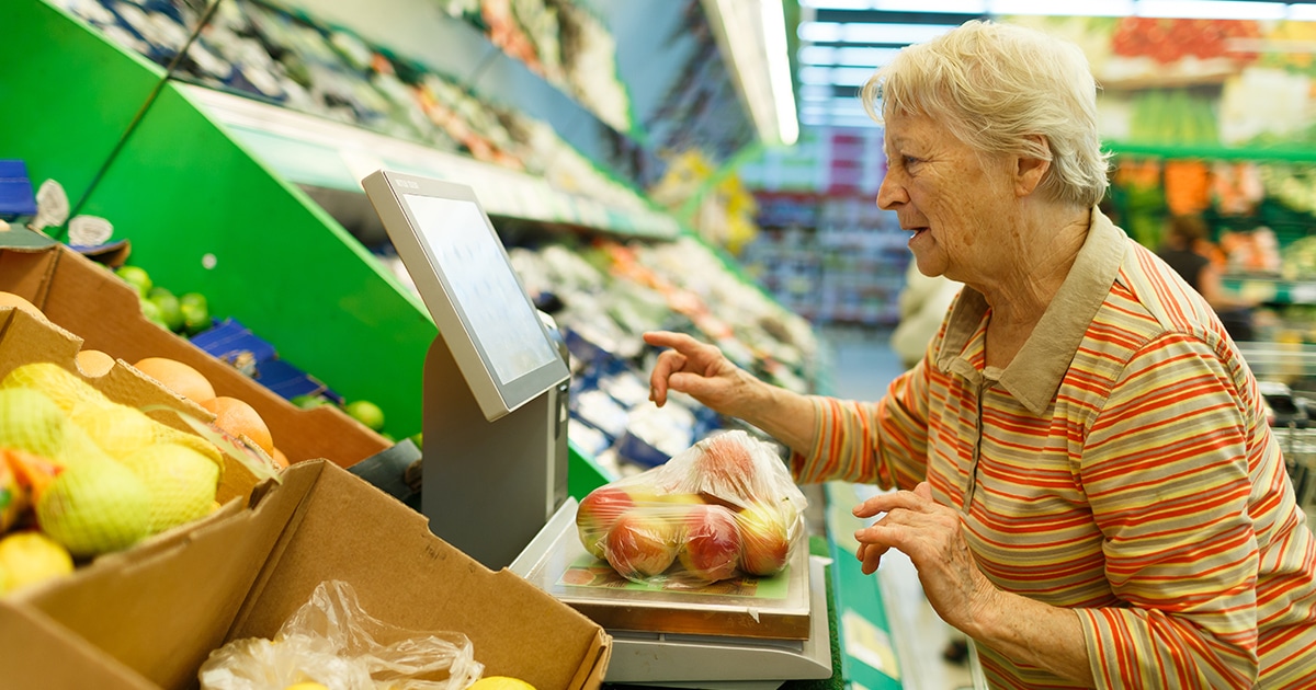 woolworths-hold-elderly-only-shopping-hour-during-coronavirus-crisis