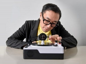 Record Maker Allows You to Cut and Play Your Own Vinyl at Home