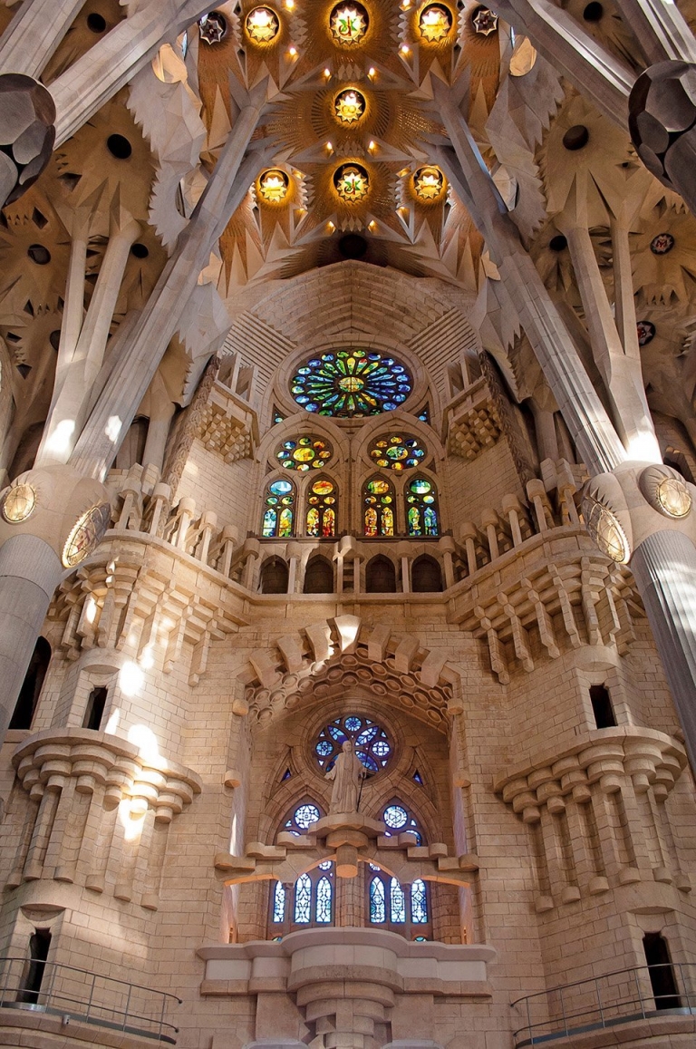 New Book by Taschen Examines All of Gaudí's Incredible Architecture
