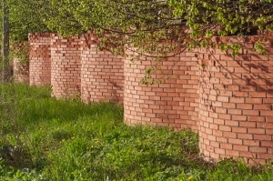 Curved Serpentine Brick Walls Pair Aesthics With Function