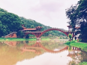 Picturesque Bridge in China Creates Serenely Symmetrical Reflection in ...