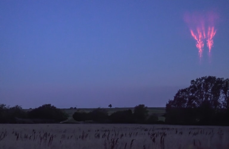 Photographer Spends Career Hunting Down Elusive Red Sprites