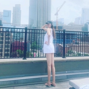 Esta mujer tiene las piernas más largas del mundo