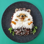 Creative Mom Turns Everyday Meals into Animal-Inspired Food Art